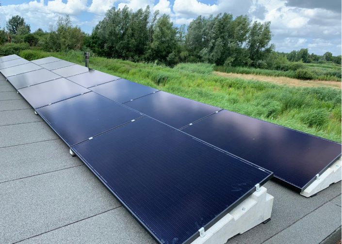 Zonnepanelen Voor Plat Dak Single Betonvoet Nr 644 15 Graden